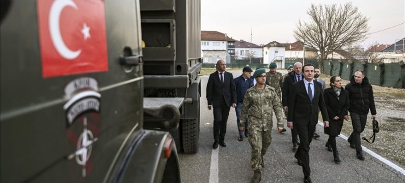 Turska vojska danas preuzima komandu KFOR-om na Kosovu : Radio Velkaton