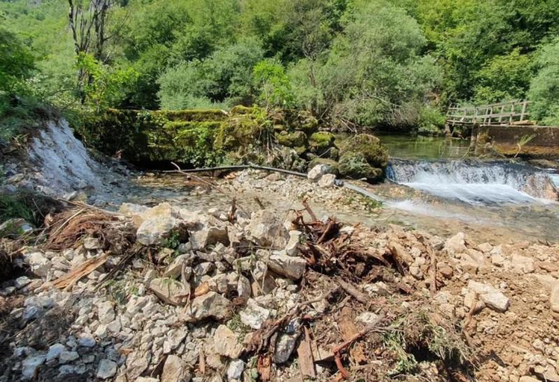 Borba za zeleno: Rijeka Una u opasnosti od devastacije mini hidroelektranom na njenom vrelu ...