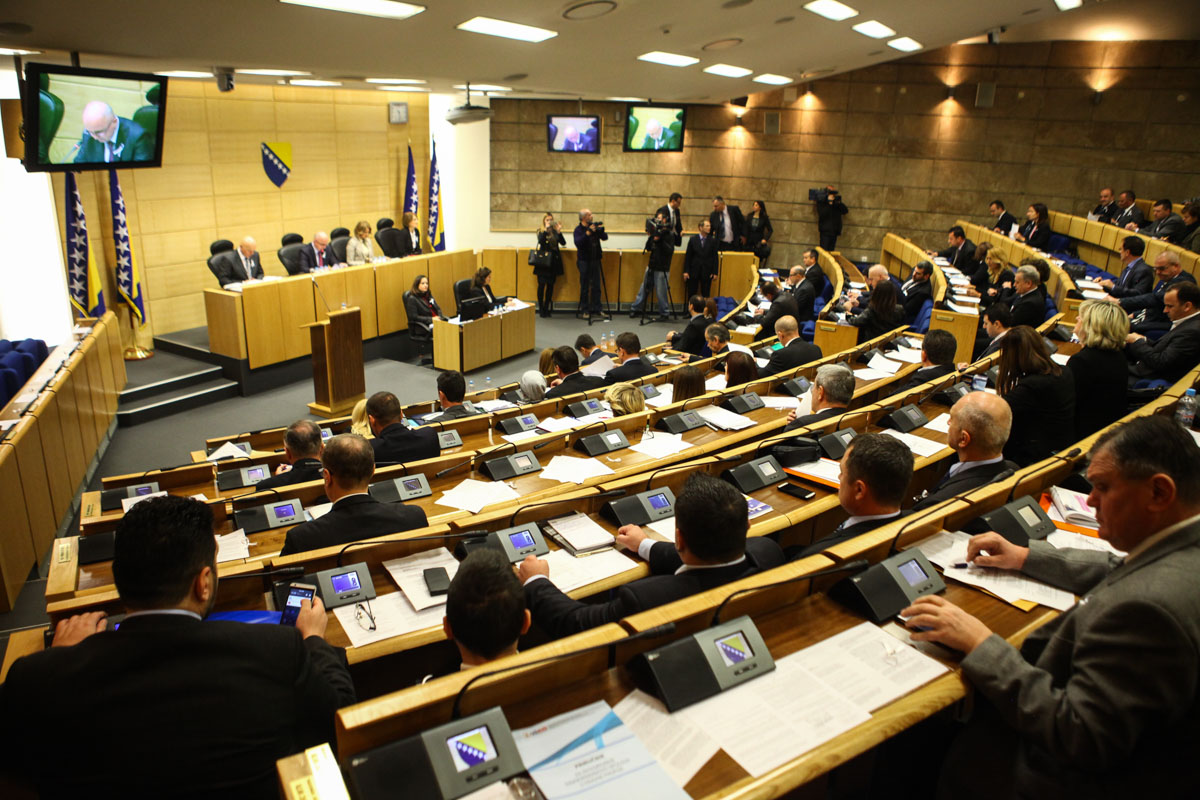 Parlament FBiH danas o inicijativama o federalizaciji BiH : Radio Velkaton