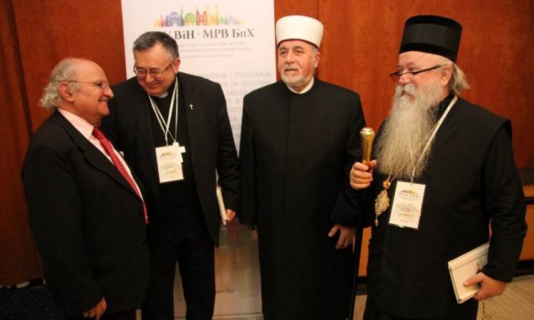 Zajednička molitva četiri tradiocionalne religije u BiH : Radio Velkaton