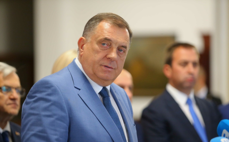 Kako je i planirano: RS se zadužio 210 miliona maraka na berzi : Radio ...